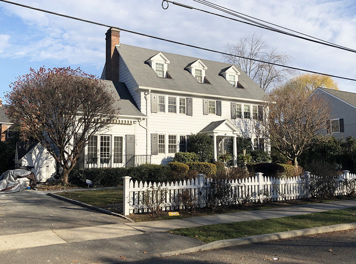 Who’s The Boss | Film Oblivion